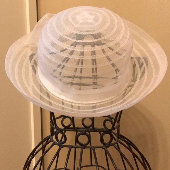 Accessories | 21 Two Fabulous And Frilly Girls Hats Osfm | Poshmark